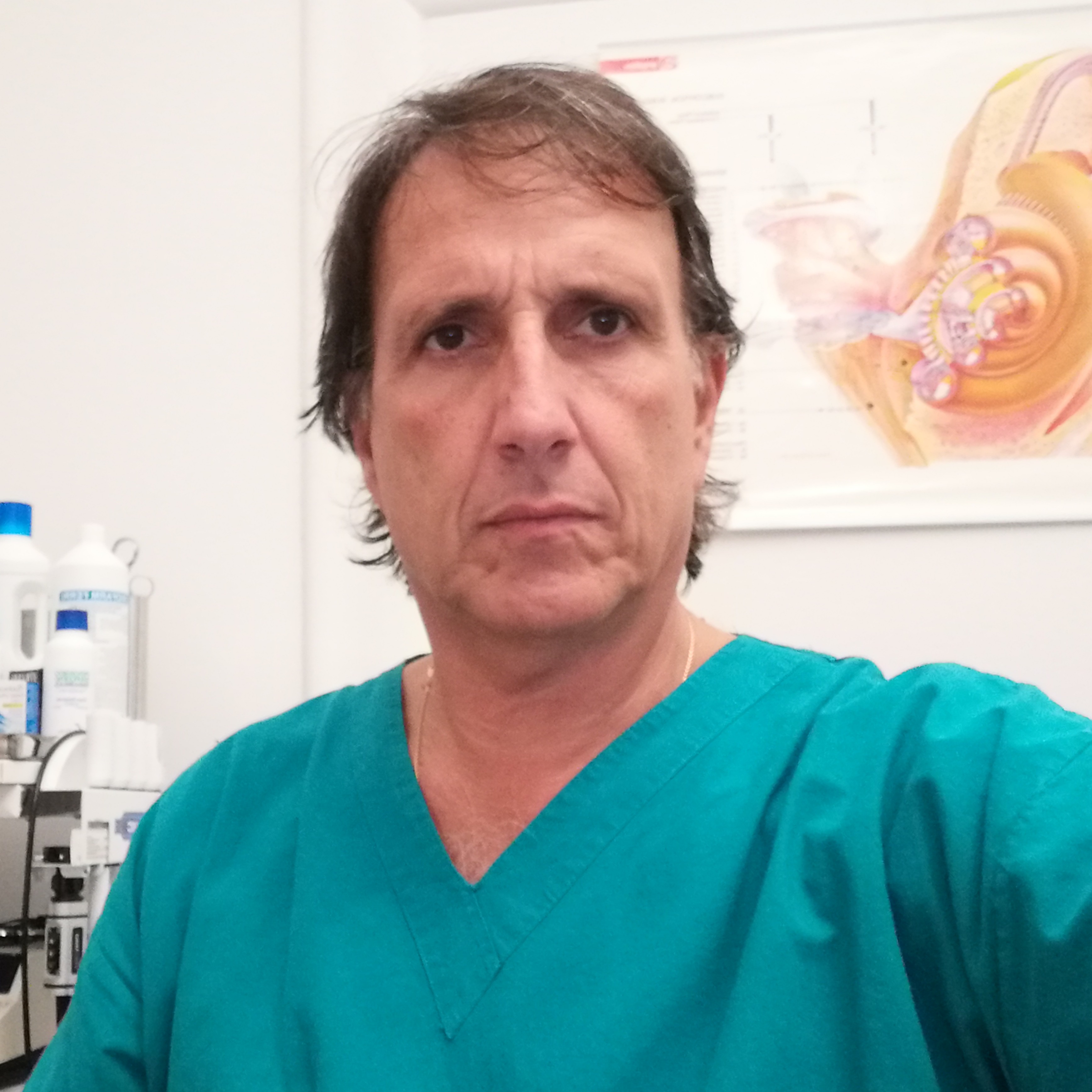 Dr. Massimo De Clemente - Otorinolaringoiatra | Recensioni e costi.