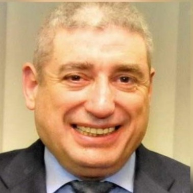 Dr. Marco Cuffaro Russo - Oculista | Recensioni e costi.