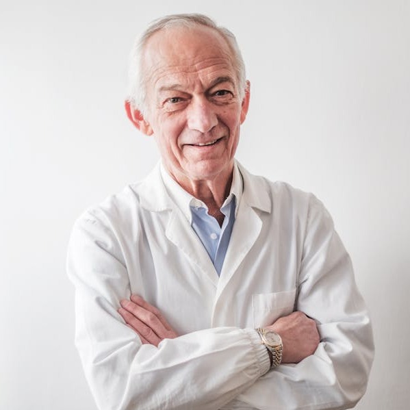 Dr. Leonardo Falco, Oculista. Opinioni dei pazienti, costi delle ...