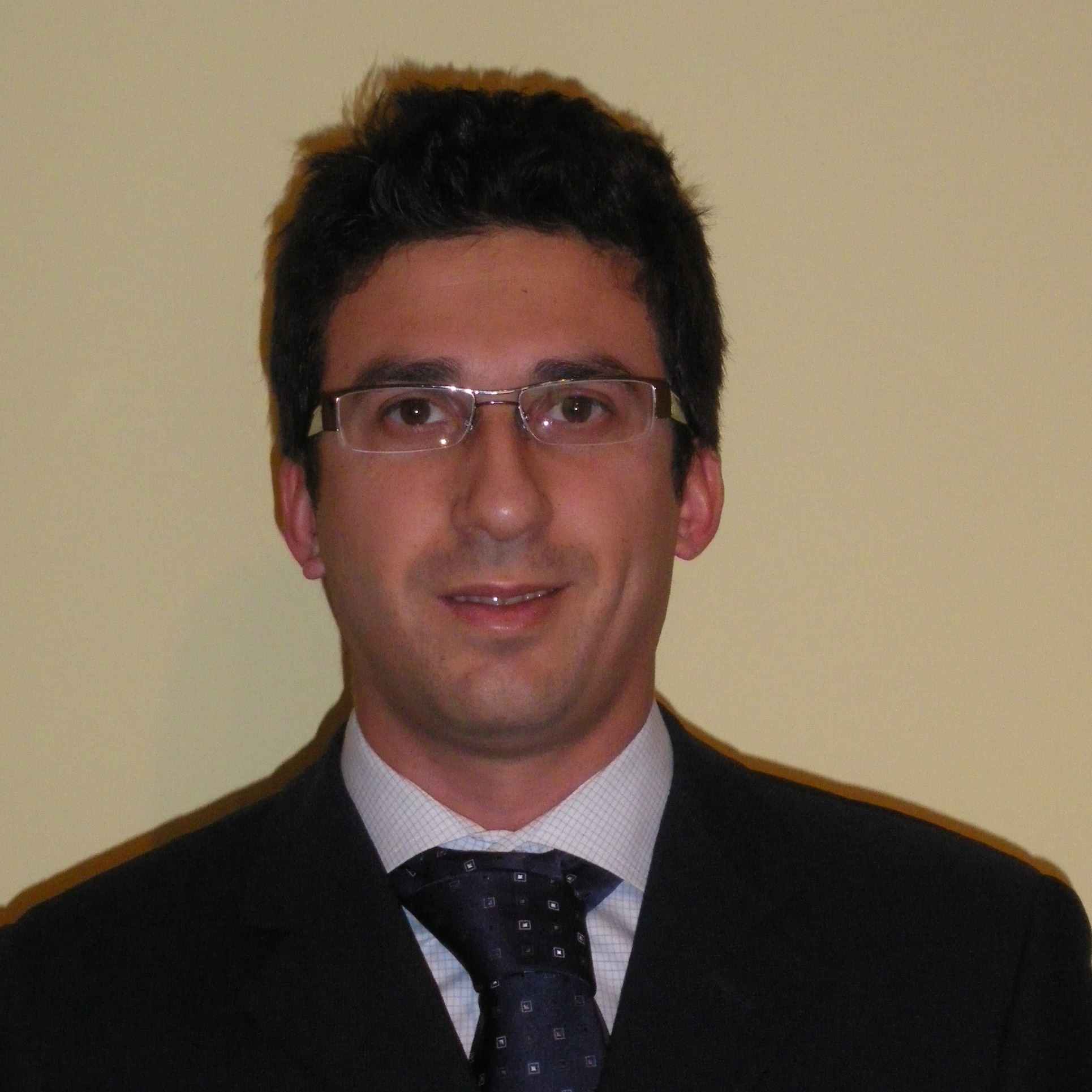 Dr. Michele Poma - Fisiatra | Recensioni e costi.